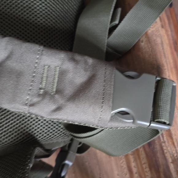 HIGHLAND | Bags | Highland Tactical Sling Backpack | Poshmark